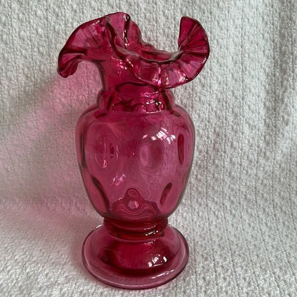 Fenton | Accents | Fenton Coin Dot Cranberry Ruffled Vase 725 Tall Euc ...